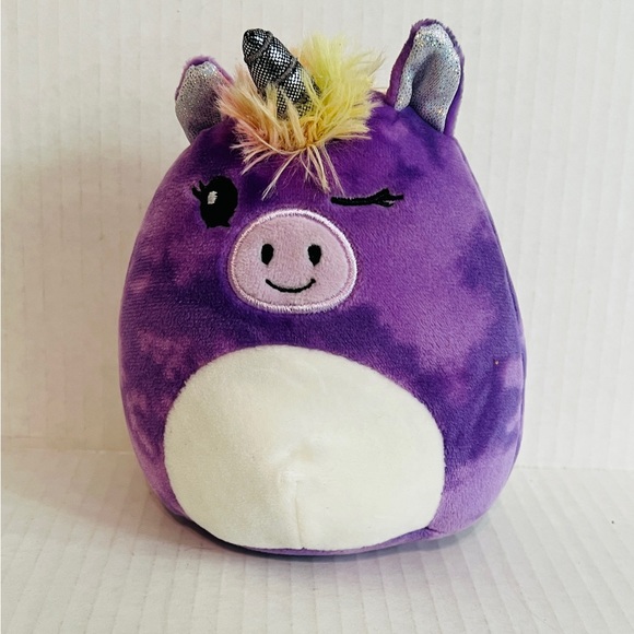 Squishmallows | Toys | Squishmallow Mystery Squad Purple Unicorn Wink ...